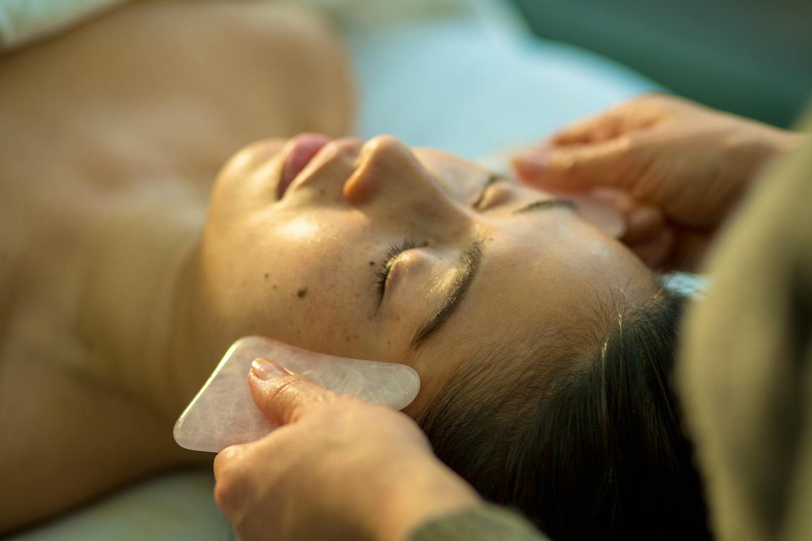 What is Gua Sha? | The Good Web Guide